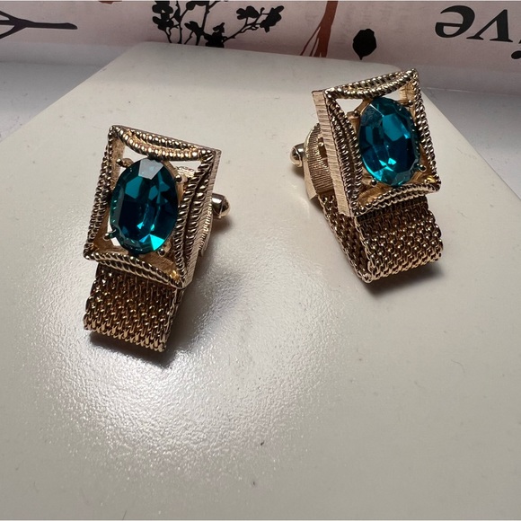 SWANK | Accessories | Vintage Swank Blue Gem Gold Cufflinks | Poshmark